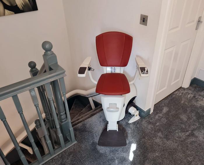 Curved Reconditioned Stairlifts from Paramount Stairlifts: A Game ...